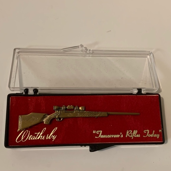 VINTAGE WEATHERBY | Accessories | Vintage Weatherbyrifle Tie ...